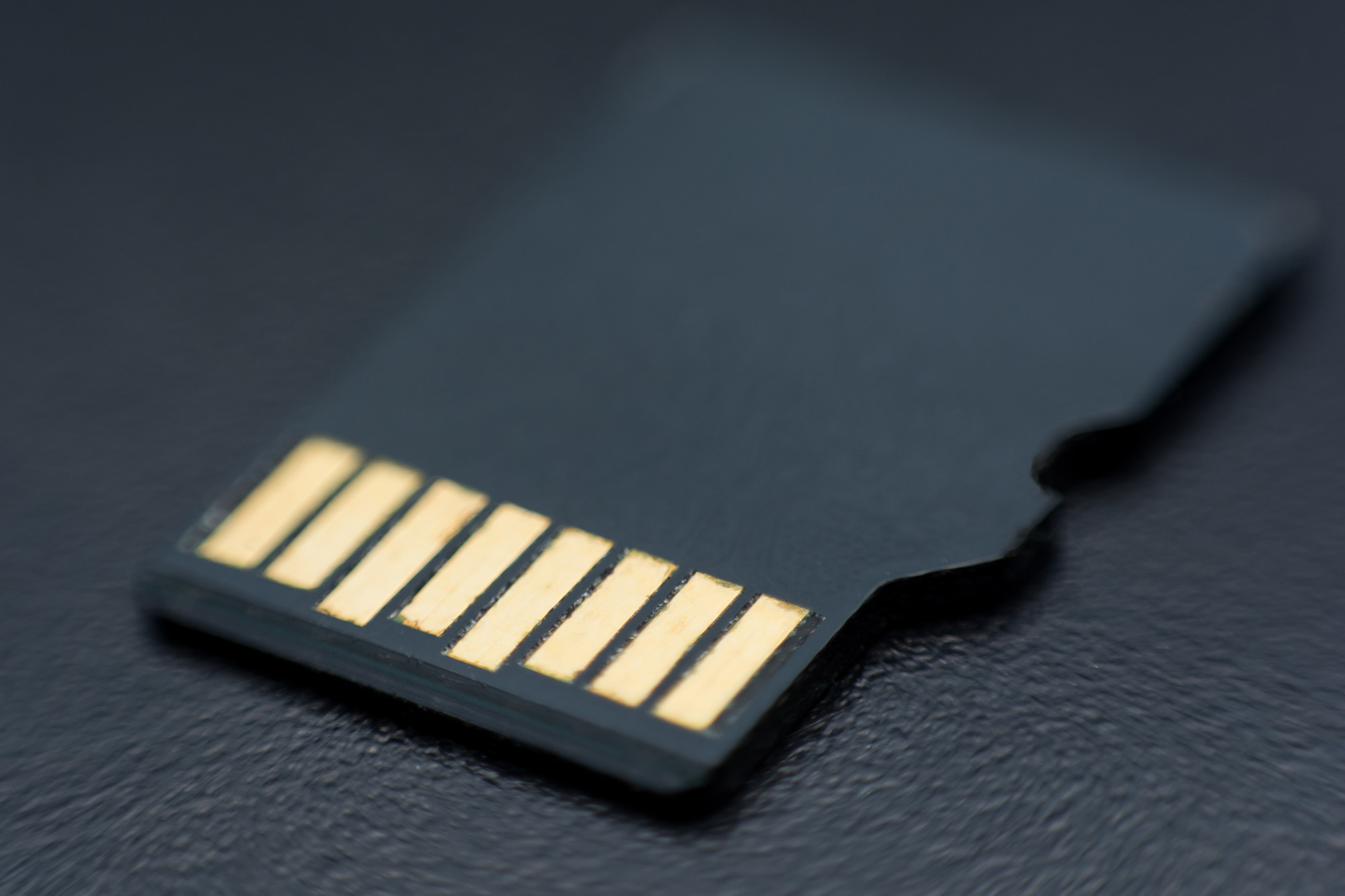 microSD veloci quanto gli SSD grazie al nuovo standard - Tom's Hardware