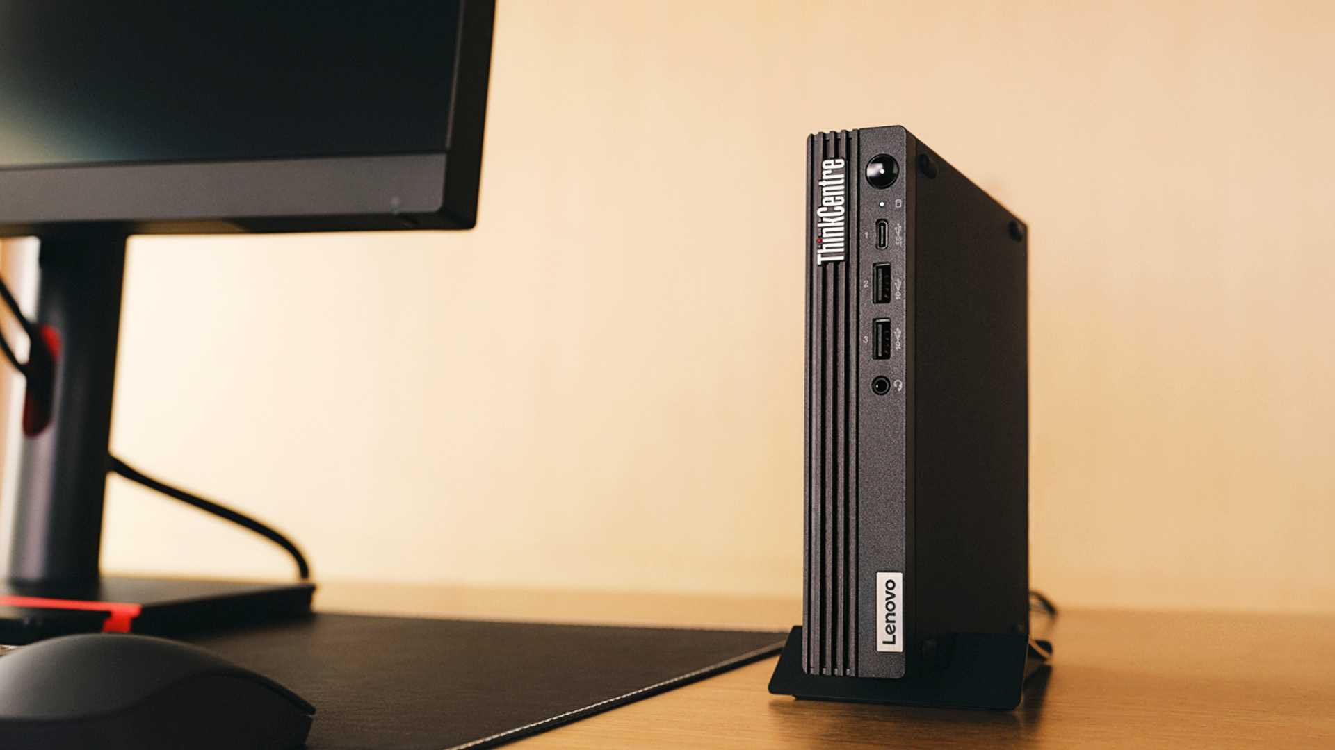 Nuovi Lenovo ThinkCentre, desktop professionali con AMD Ryzen Pro e ...