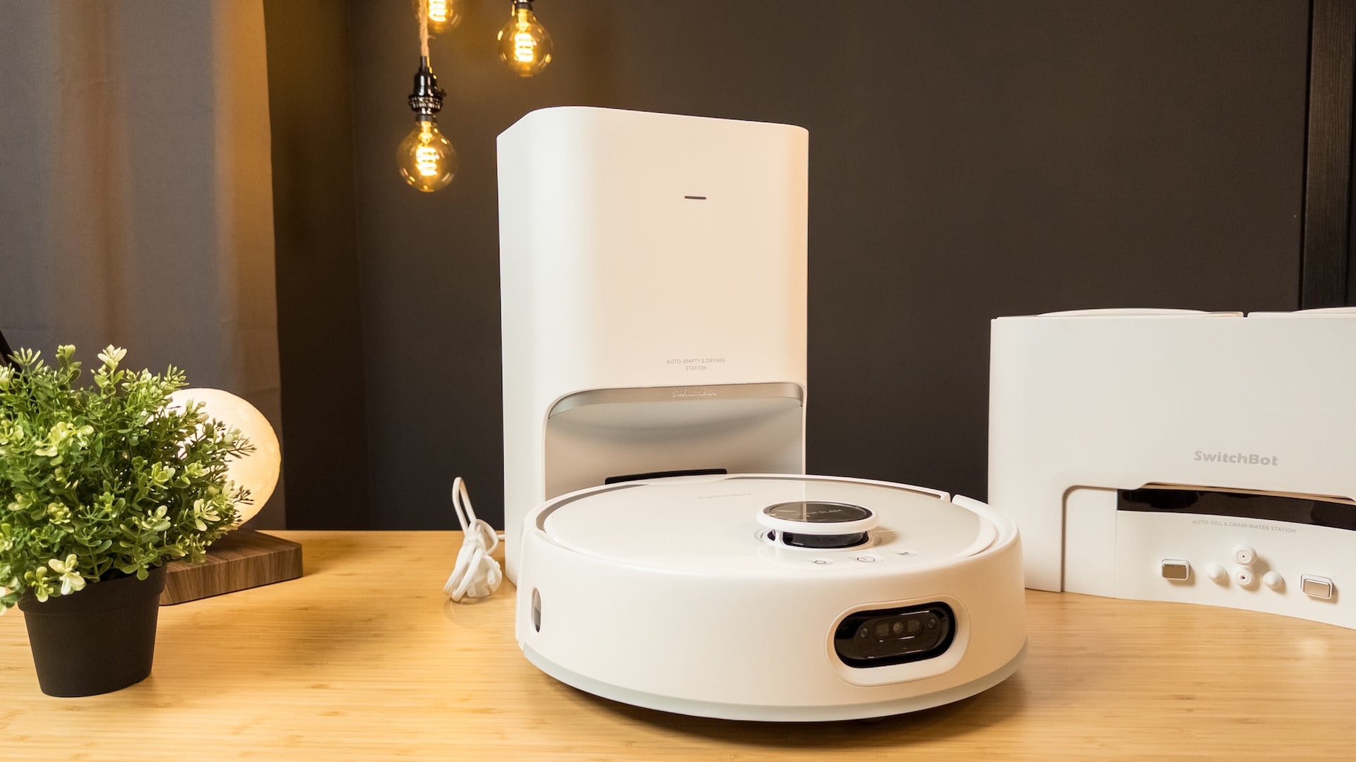 SwitchBot S10 è un colpo di genio: 100% autonomo per tutte le pulizie ...