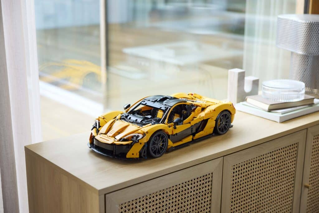 LEGO Technic McLaren P1 ufficiale: un enorme set in scala 1:8 con quasi ...
