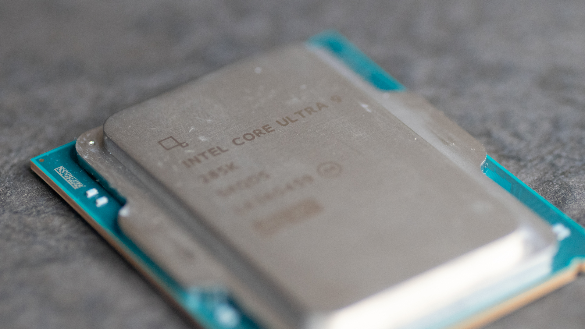 Intel Core Ultra 5 225F: prestazioni simili al Core i5-13600 - Tom's ...