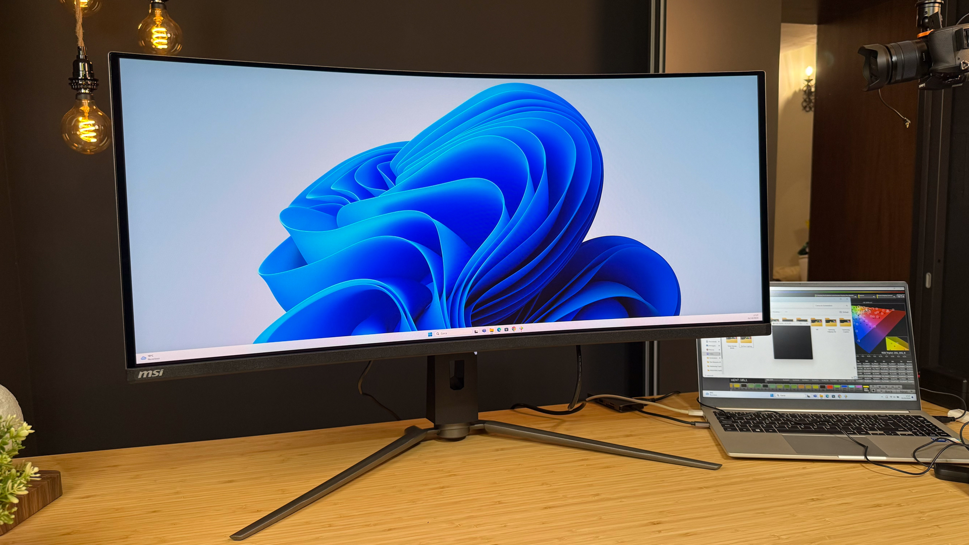 MSI MPG 341CQPX QD-OLED, bellissimo ultrawide per giocare e non solo ...