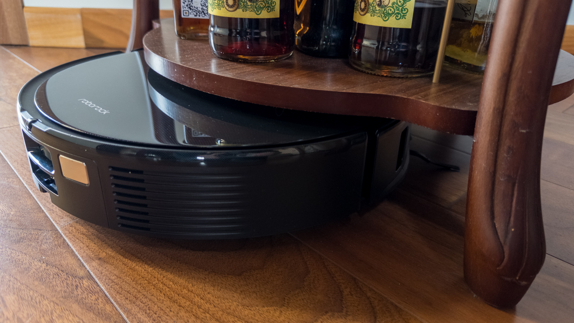 Qrevo Slim, il robot aspirapolvere sottile che s’infila sotto i mobili ...