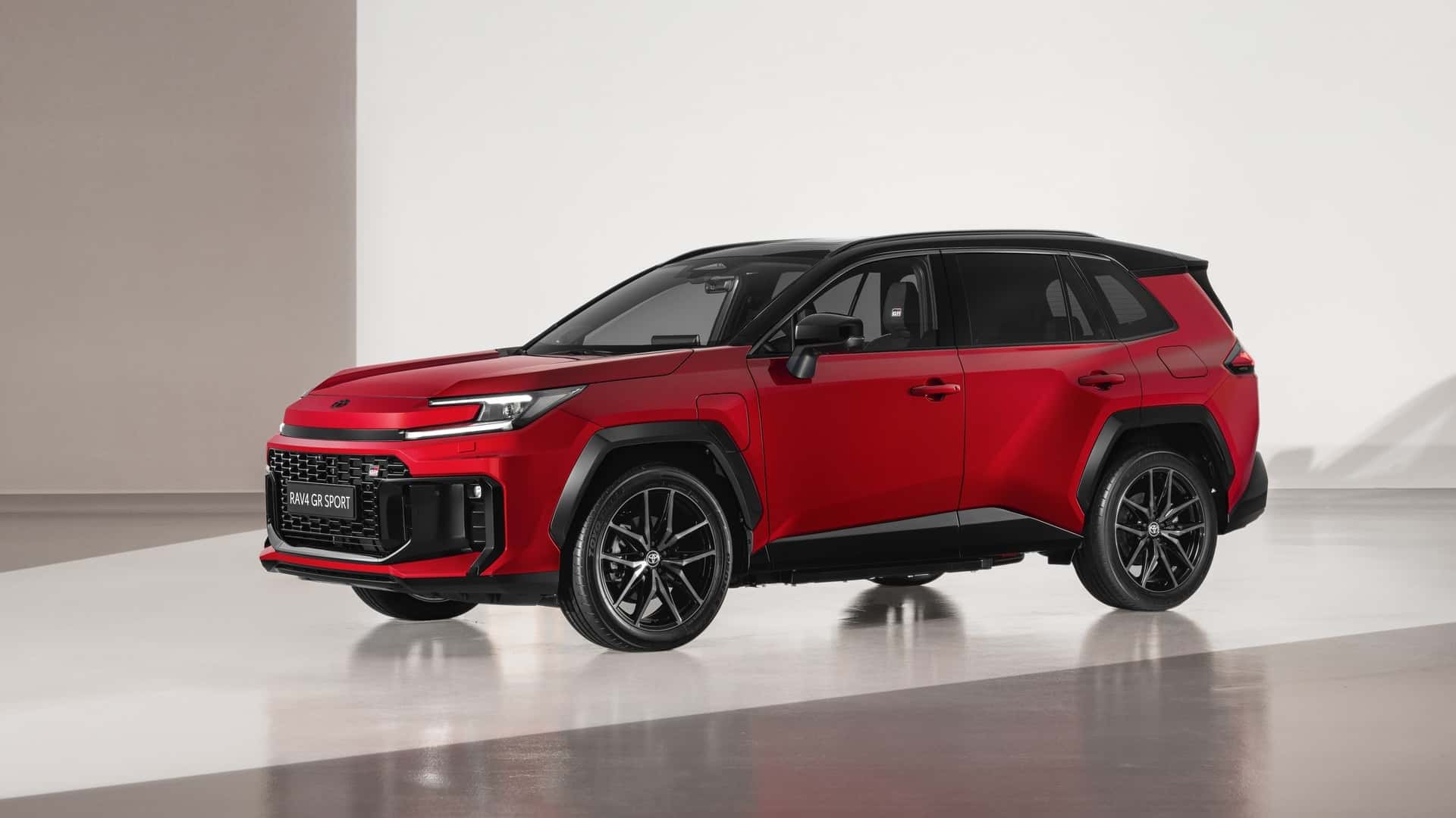 Nuova RAV4, l'ibrido Toyota si aggiorna con più tech - Tom's Hardware