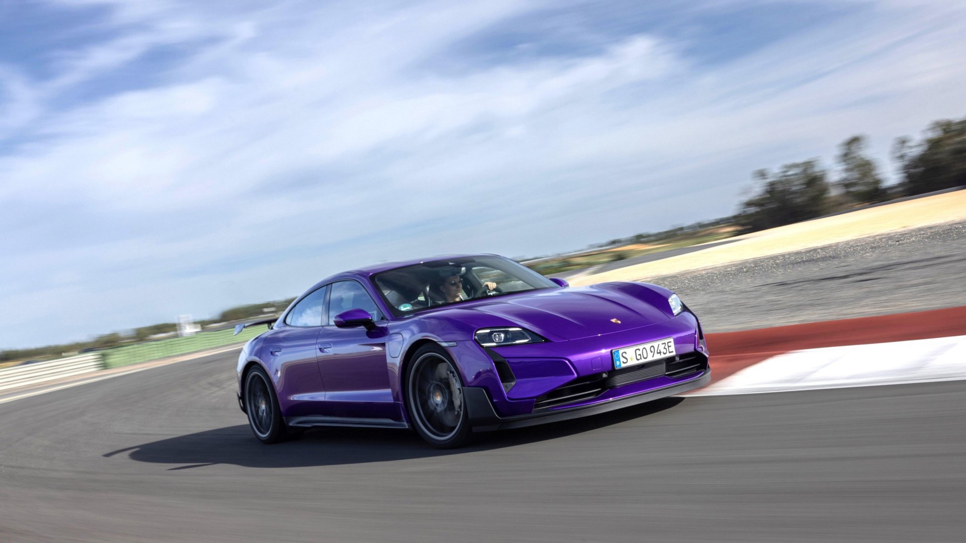 Ho provato la Porsche più potente di sempre (ed è elettrica) - Tom's ...