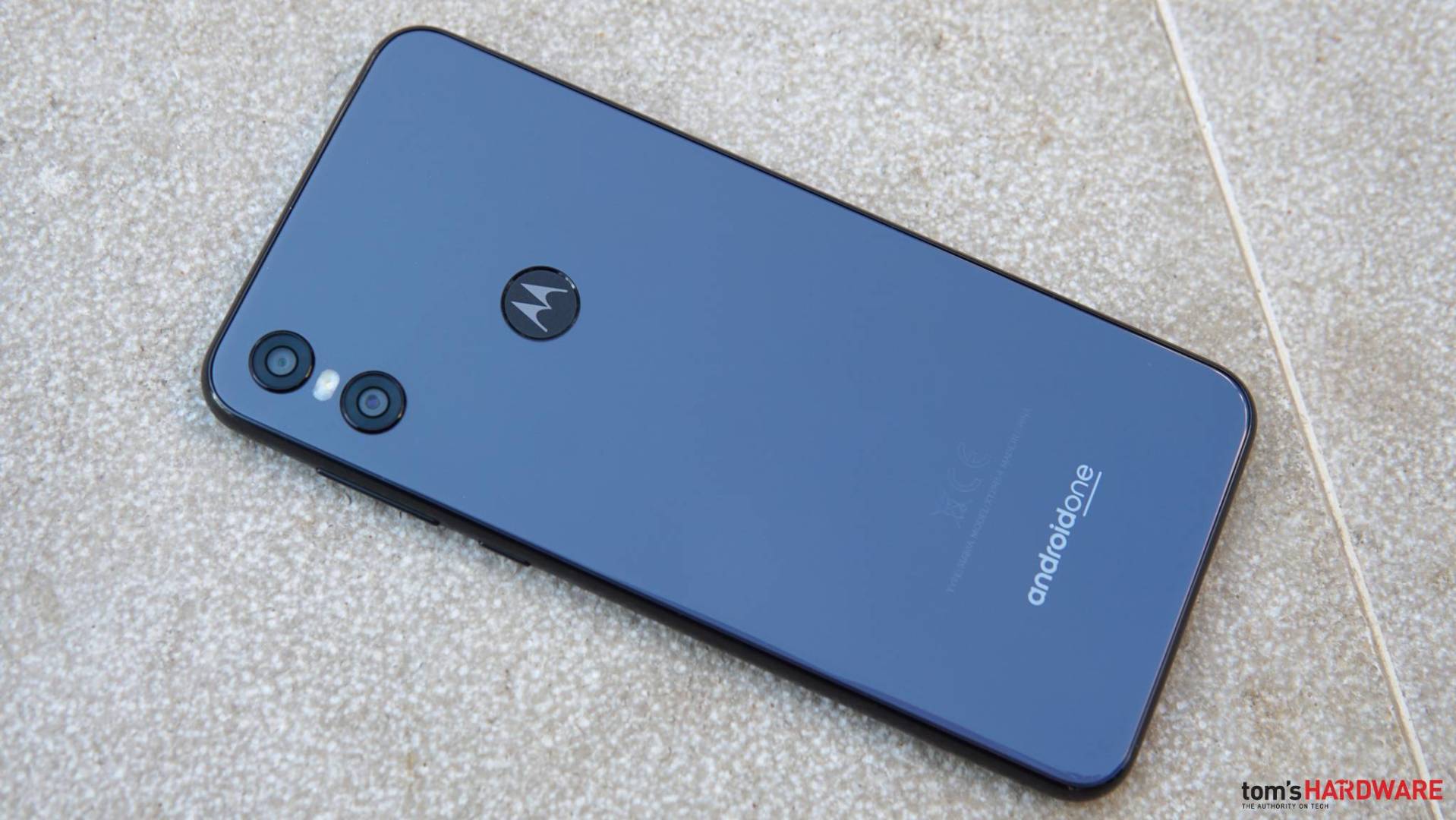 Recensione Motorola One: Android One è una garanzia, resa fotografica ...
