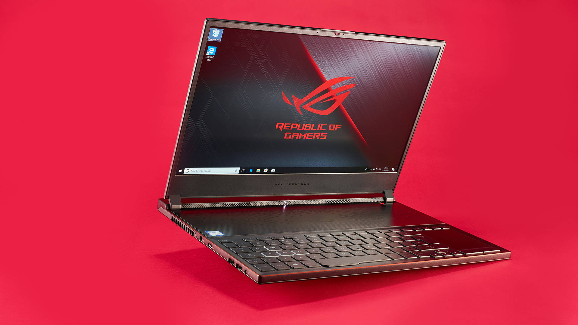 Notebook gaming Asus RoG, Core i9 al fresco con il metallo liquido ...