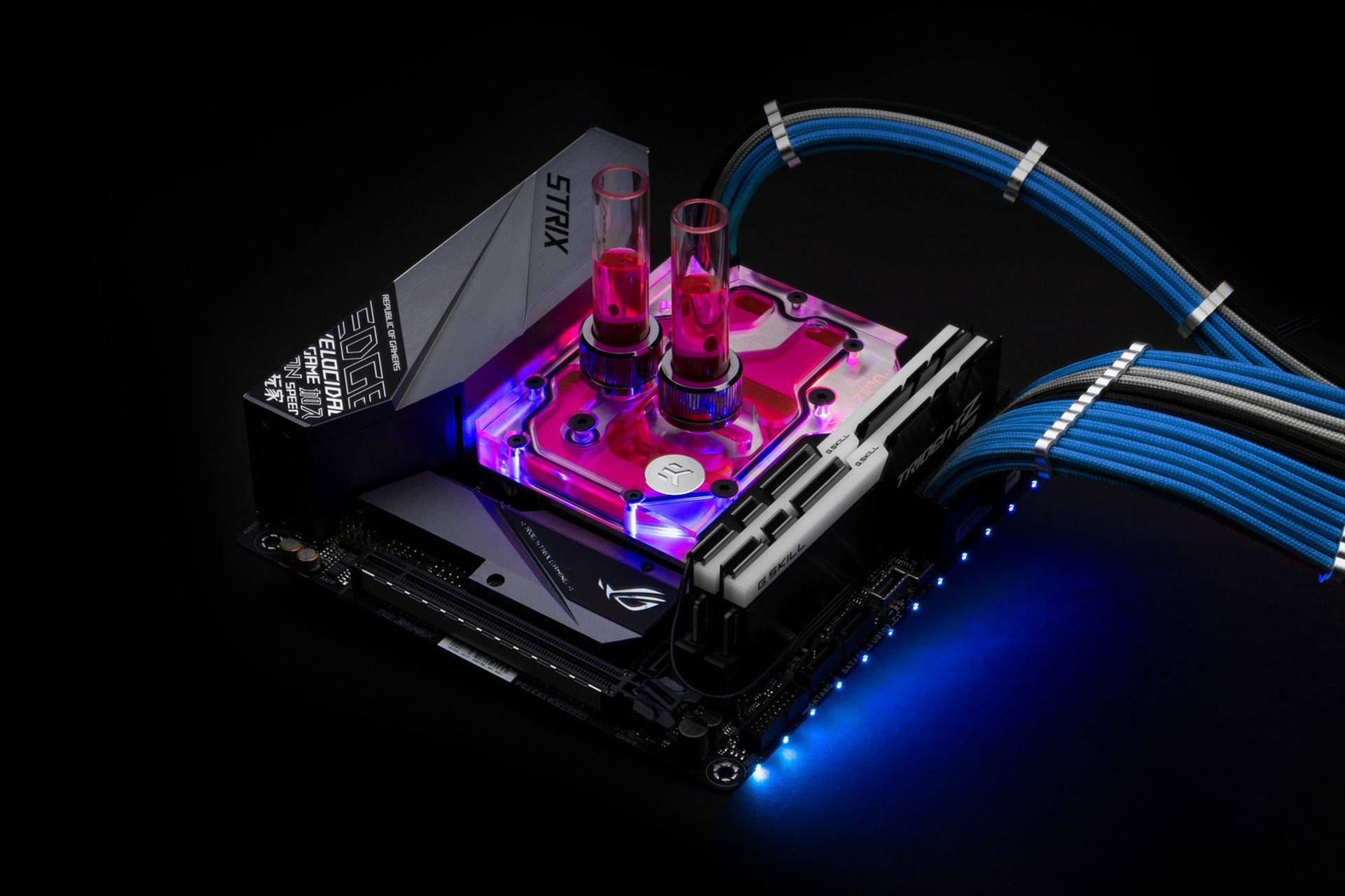 Il monoblocco si fa piccolo, EK raffredda la ROG Strix mini-ITX di Asus ...