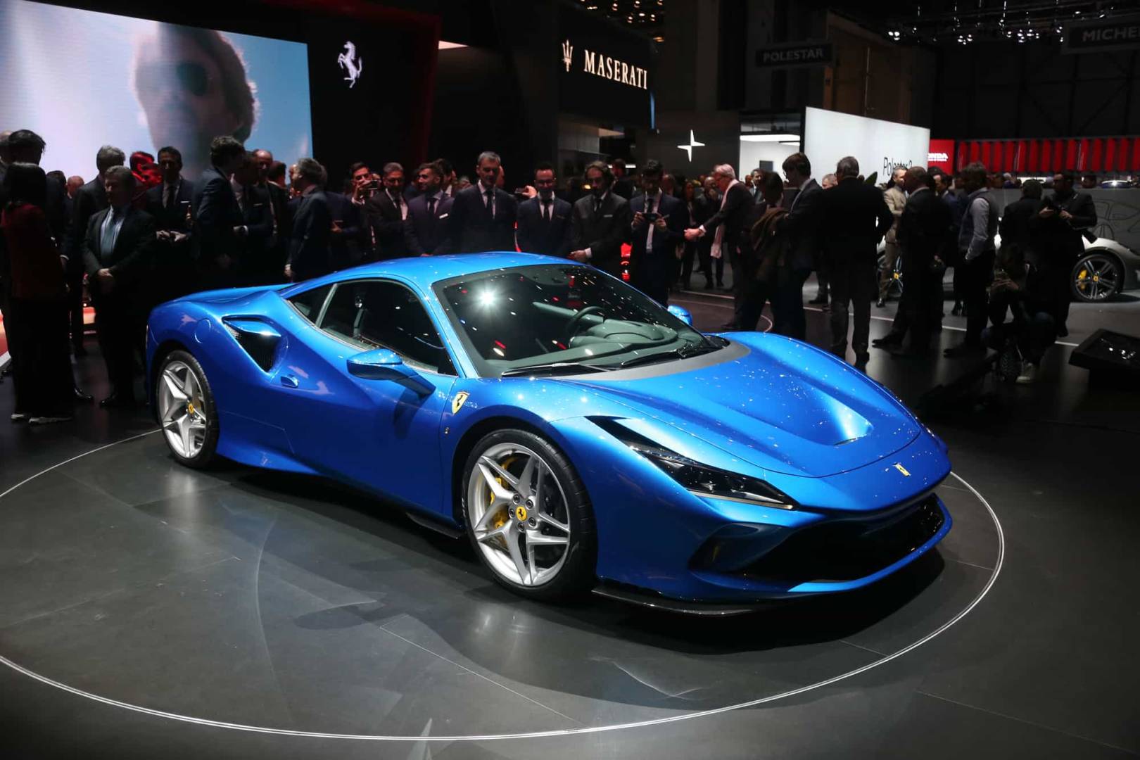 Arriva la Ferrari Ibrida: supercar elettrificata con 1.000 CV - Tom's ...