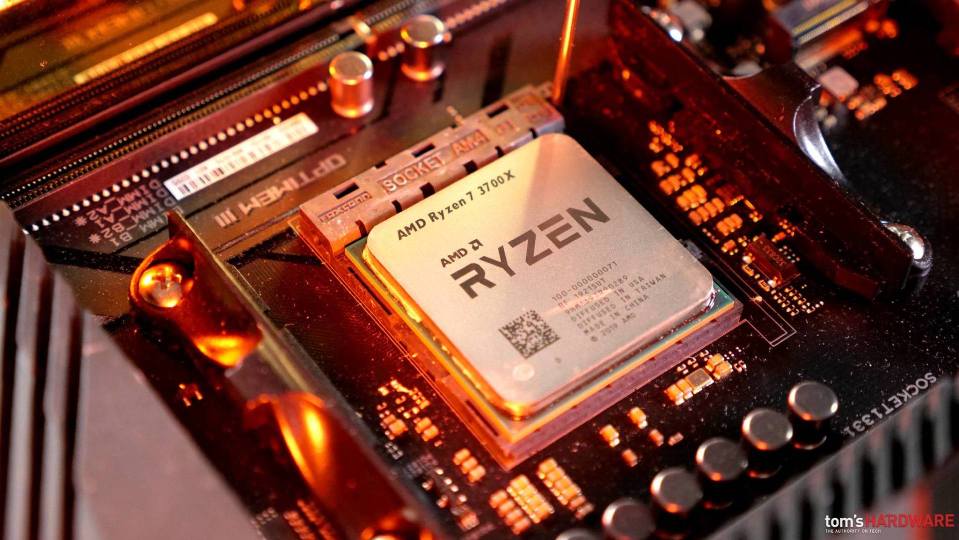 Zenbleed, la nuova falla colpisce i chip AMD Zen 2 - Tom's Hardware