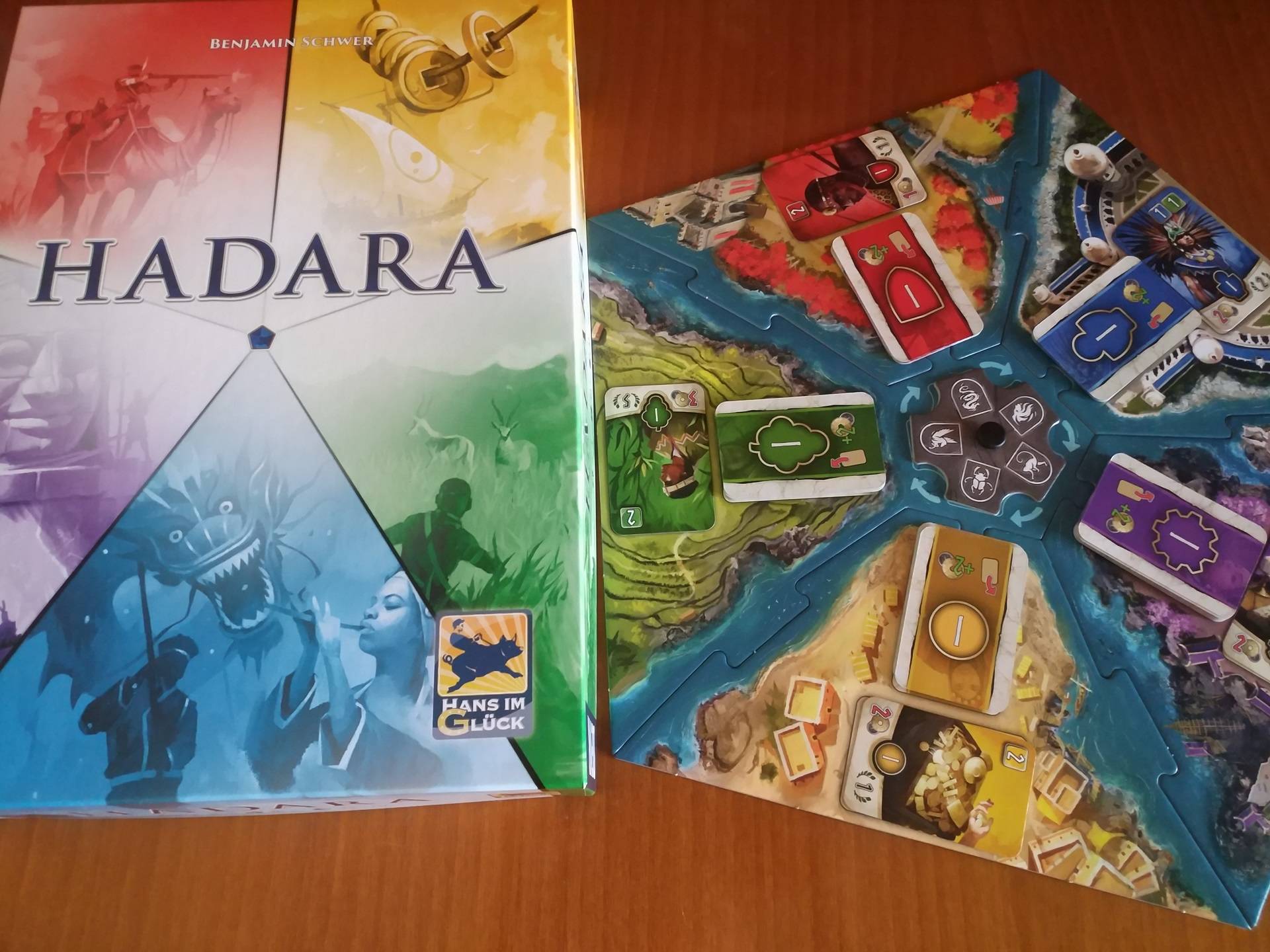 Hadara: la recensione, la rivisitazione di grandi classici della ...