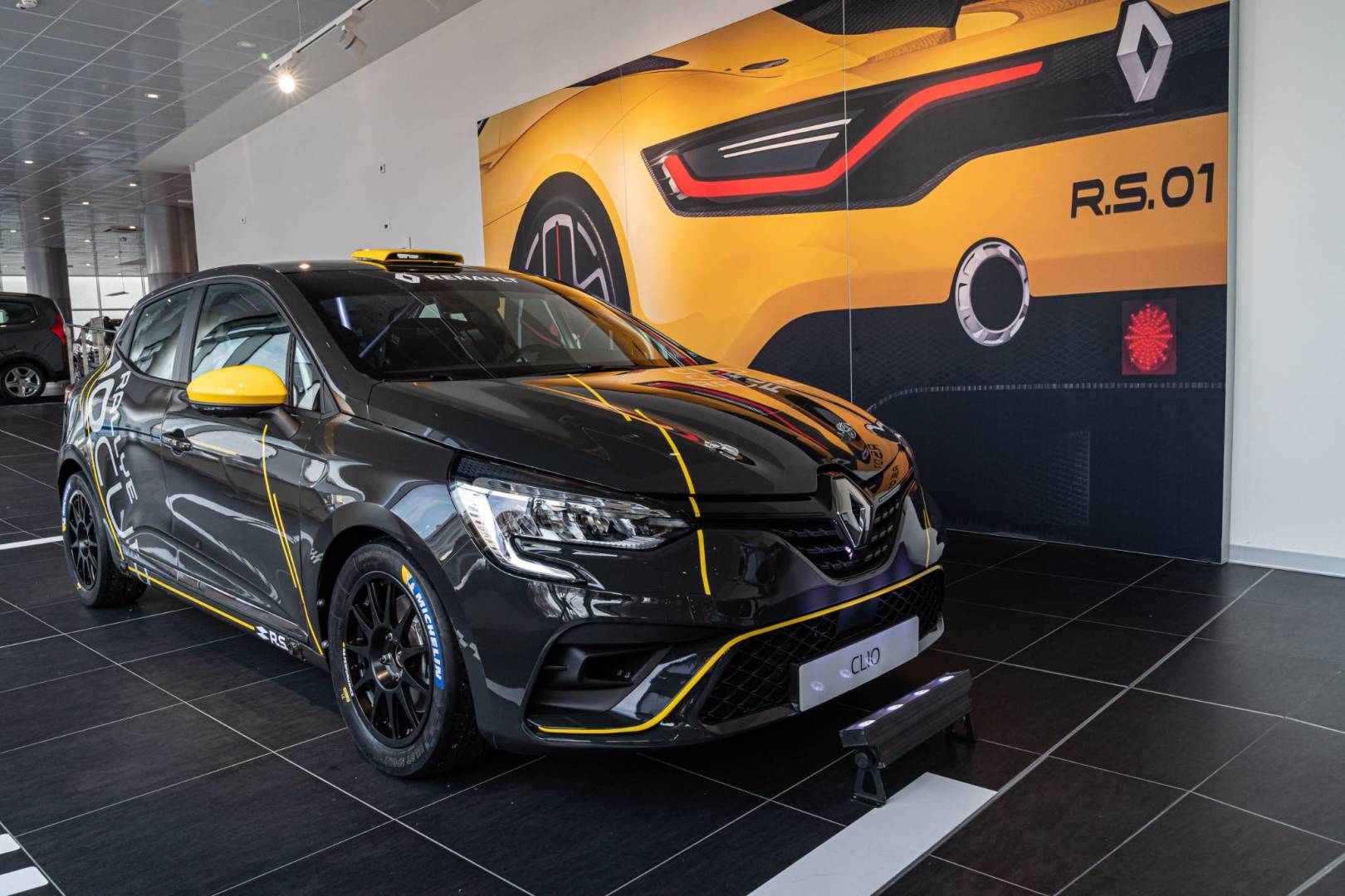 Renault Clio: pronta per la competizione con la versione rally - Tom's ...