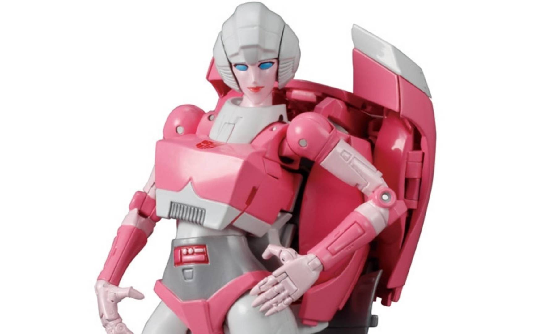 Arcee – Transformers Masterpiece MP51 - Tom's Hardware