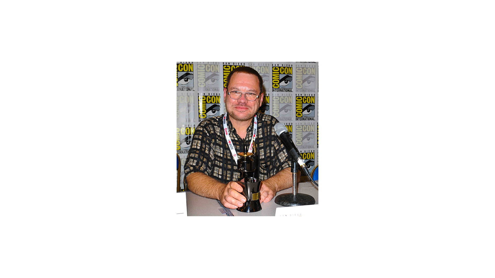 È morto Martin Pasko: scrisse Superman, Doctor Fate e Batman per la TV ...