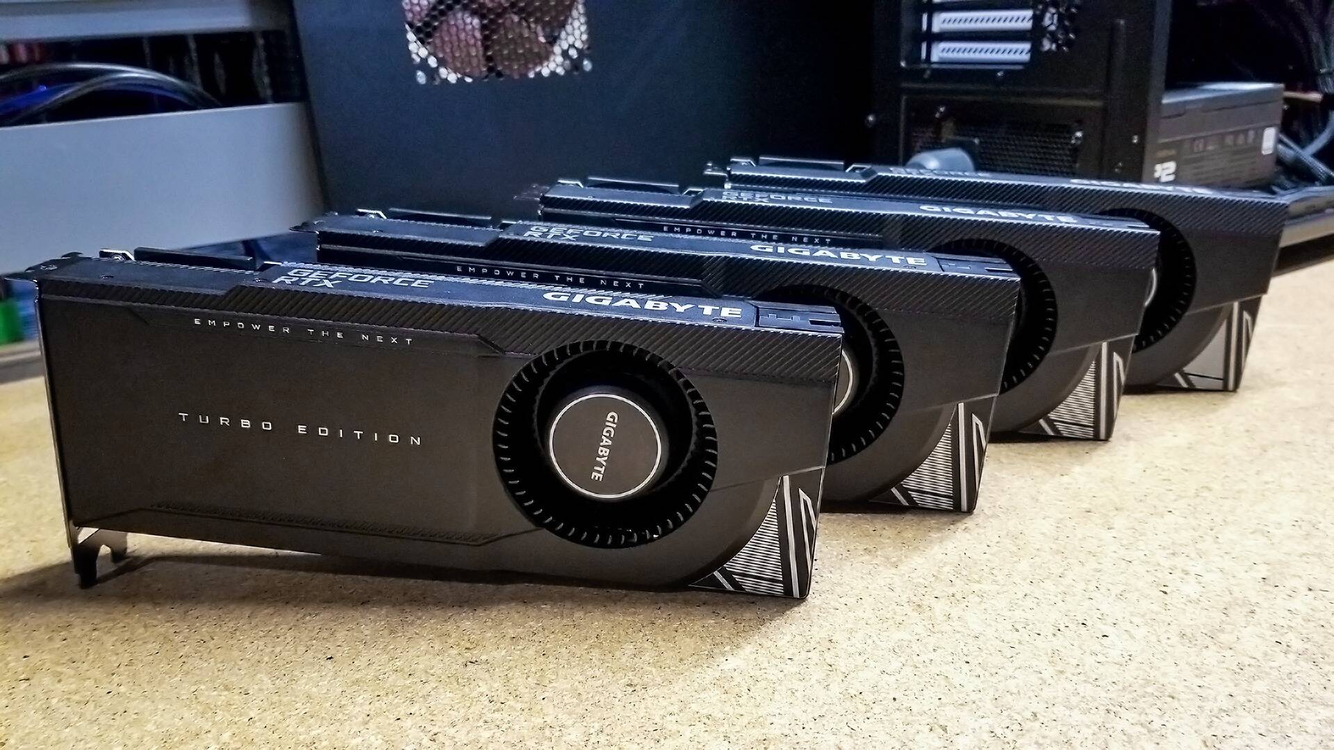 Sparite le RTX 3090 con design blower, saranno sostituite dalle GPU per ...