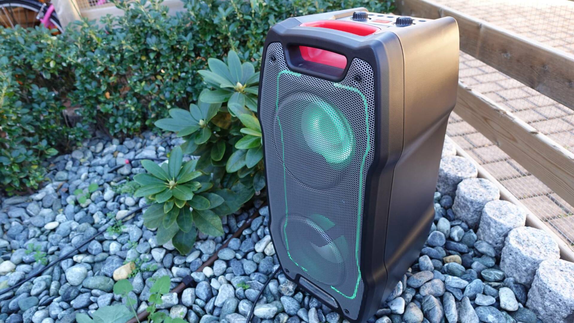 Party Speaker Sharp PS-929 | Recensione - Tom's Hardware