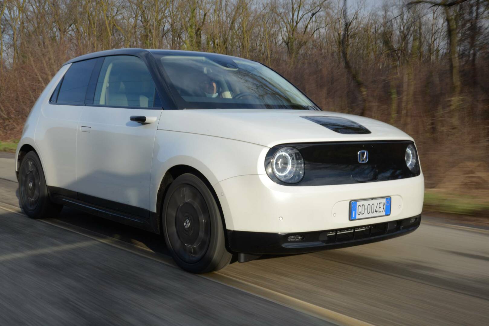 Prova Honda E Stile Riconoscibile E Interni Sorprendenti Toms Hardware