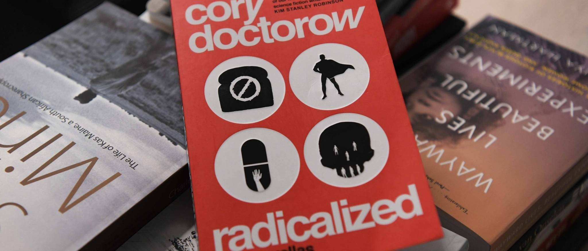 Radicalized: recensione del domani di Cory Doctorow - Tom's Hardware