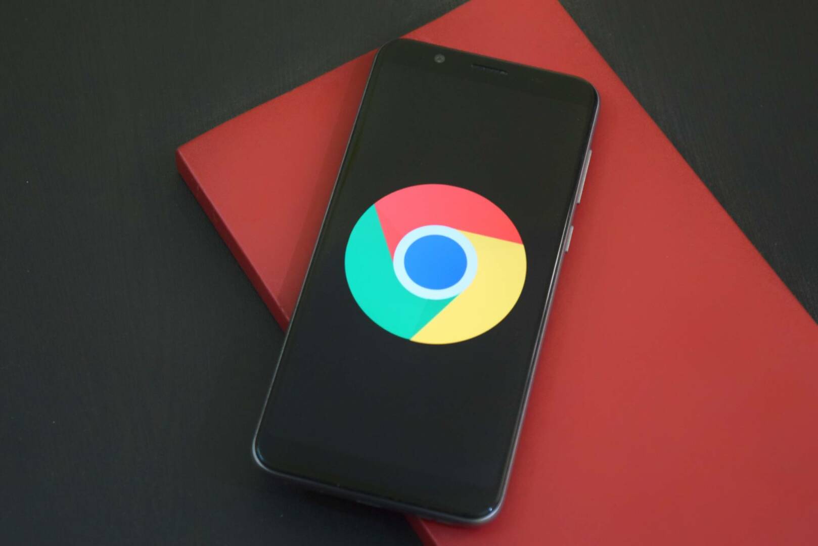 Google si rinnova con lo scrolling continuo su desktop - Tom's Hardware