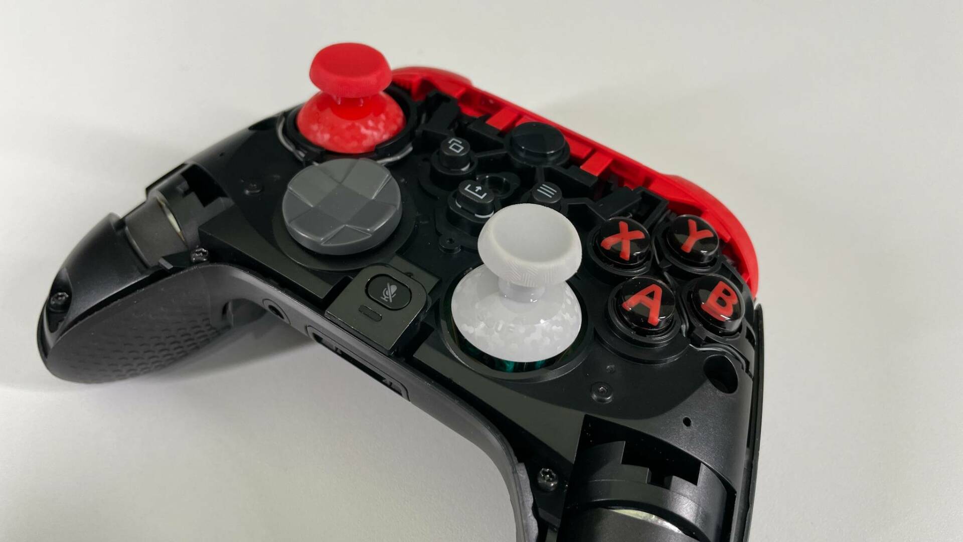 Scuf Instinct PRO | Recensione - Tom's Hardware