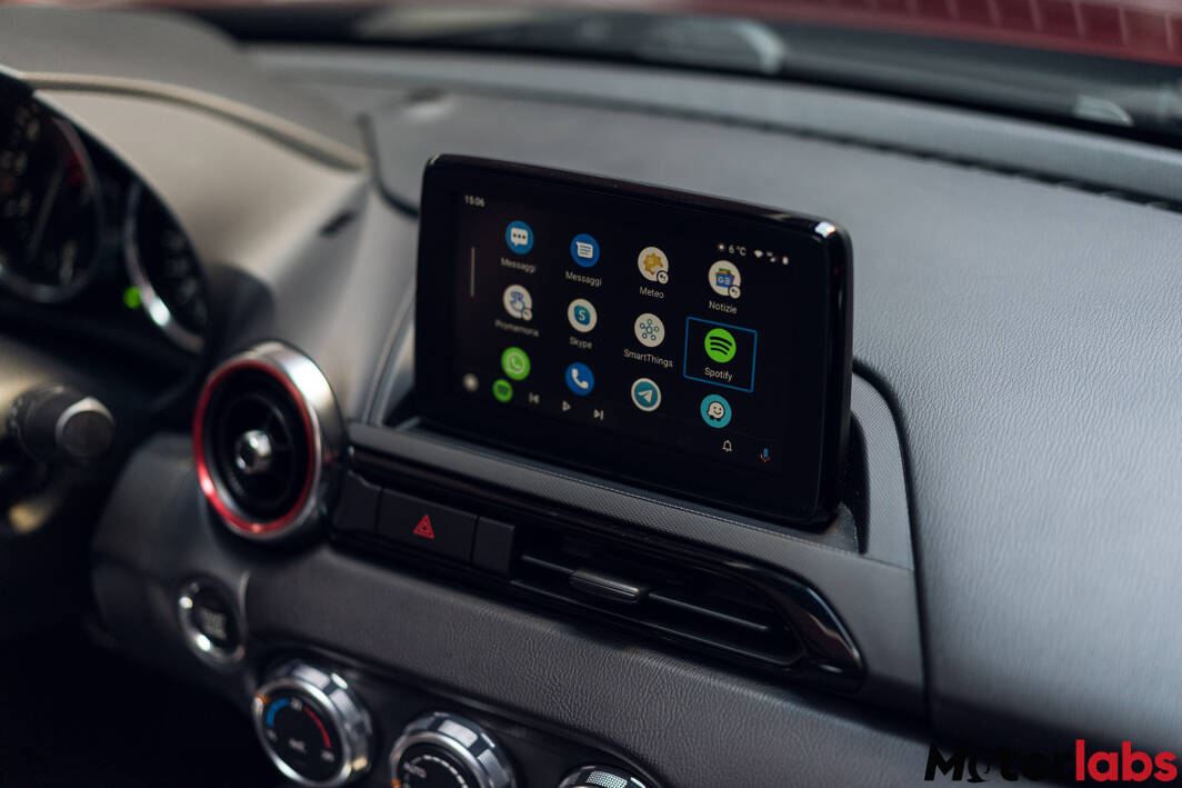 Android Auto ottiene il supporto alle risposte rapide - Tom's Hardware