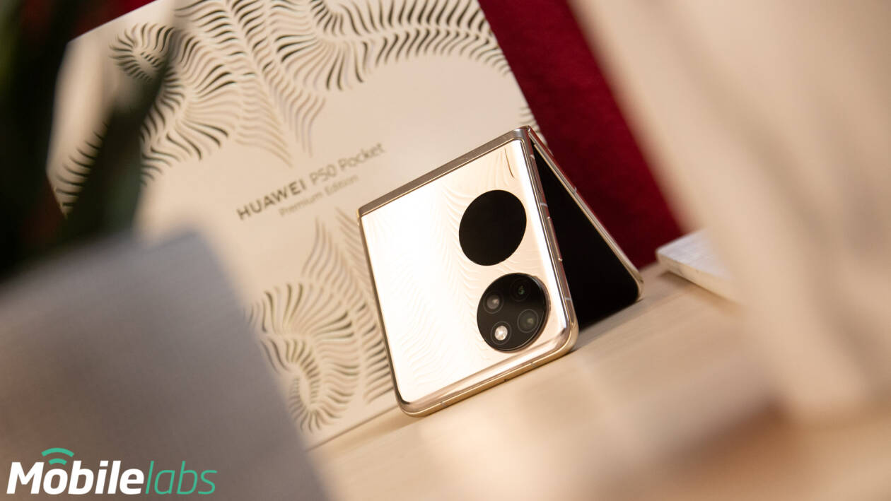 Huawei P50 Pocket recensione, Premium Edition di nome e di fatto - Tom ...