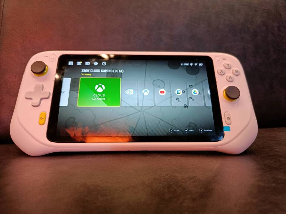 Logitech G Cloud: la nuova console porta il cloud gaming a un nuovo ...