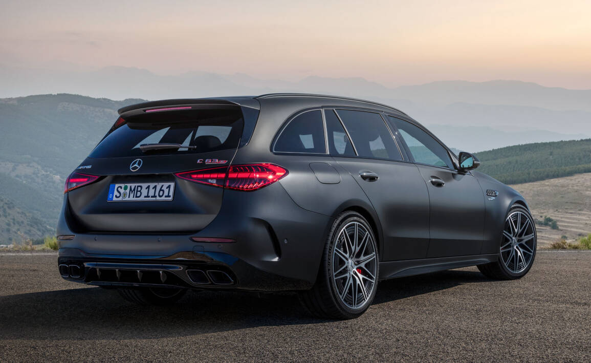 Mercedes-AMG C63 SE Performance, la nuova super ibrida da 670 cavalli ...