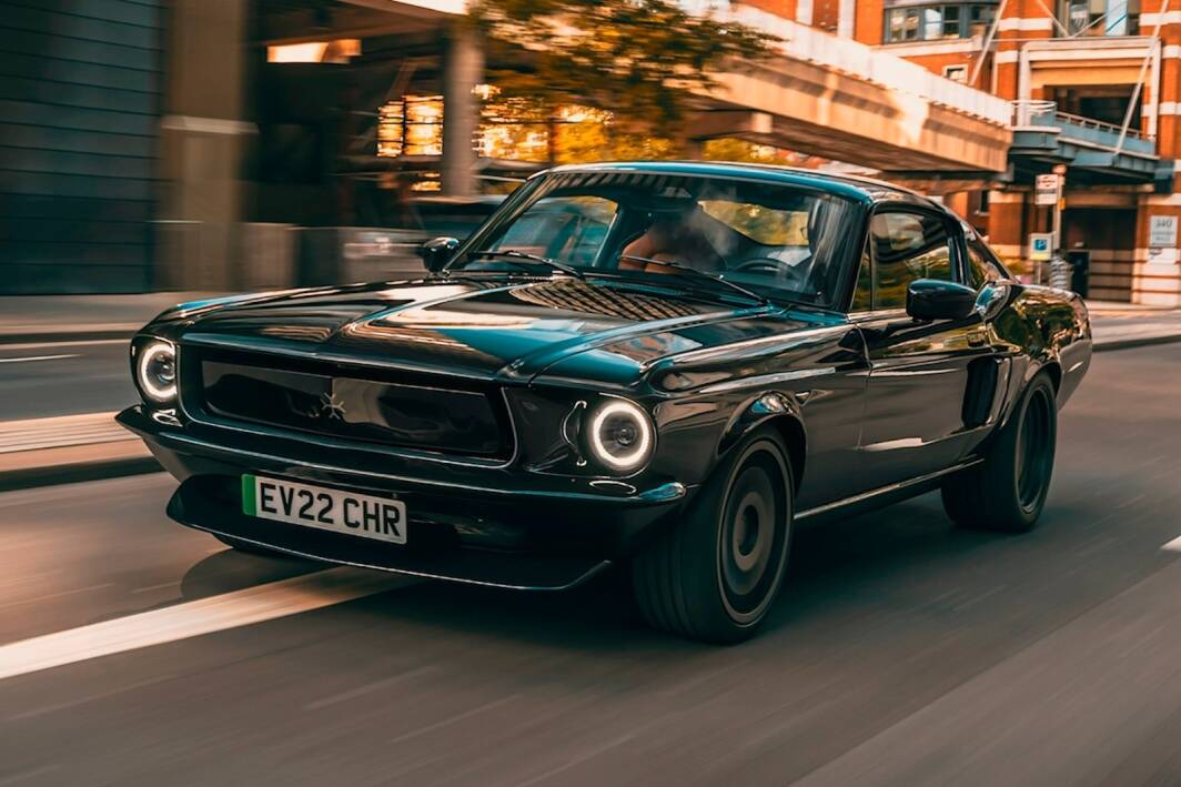 La Mustang del '67 diventa una restomod di Charge Cars - Tom's Hardware