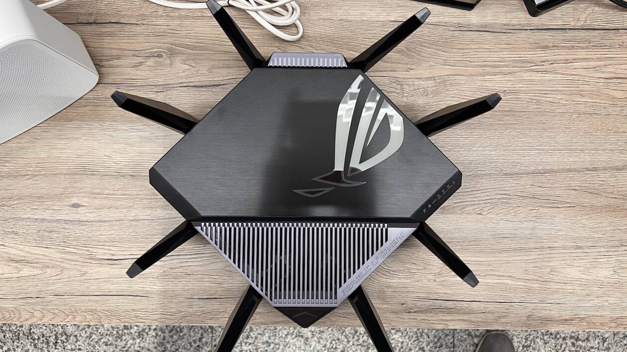 Asus ROG Rapture GT-AXE11000 WiFi 6E Gaming Router | Recensione - Tom's ...