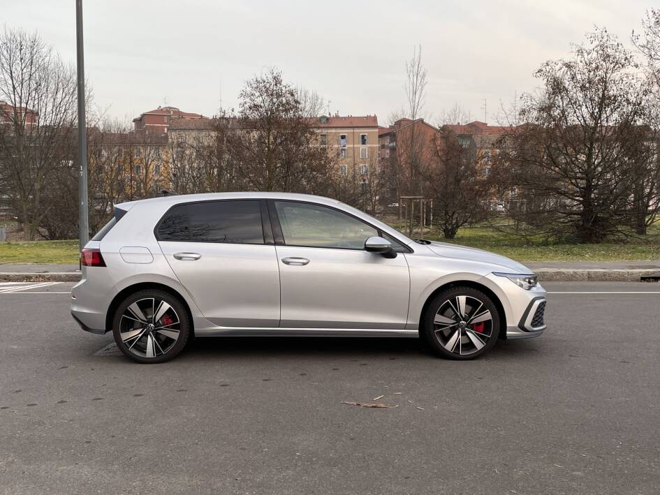 Volkswagen GTI, come cambia il logo con le elettriche - Tom's Hardware