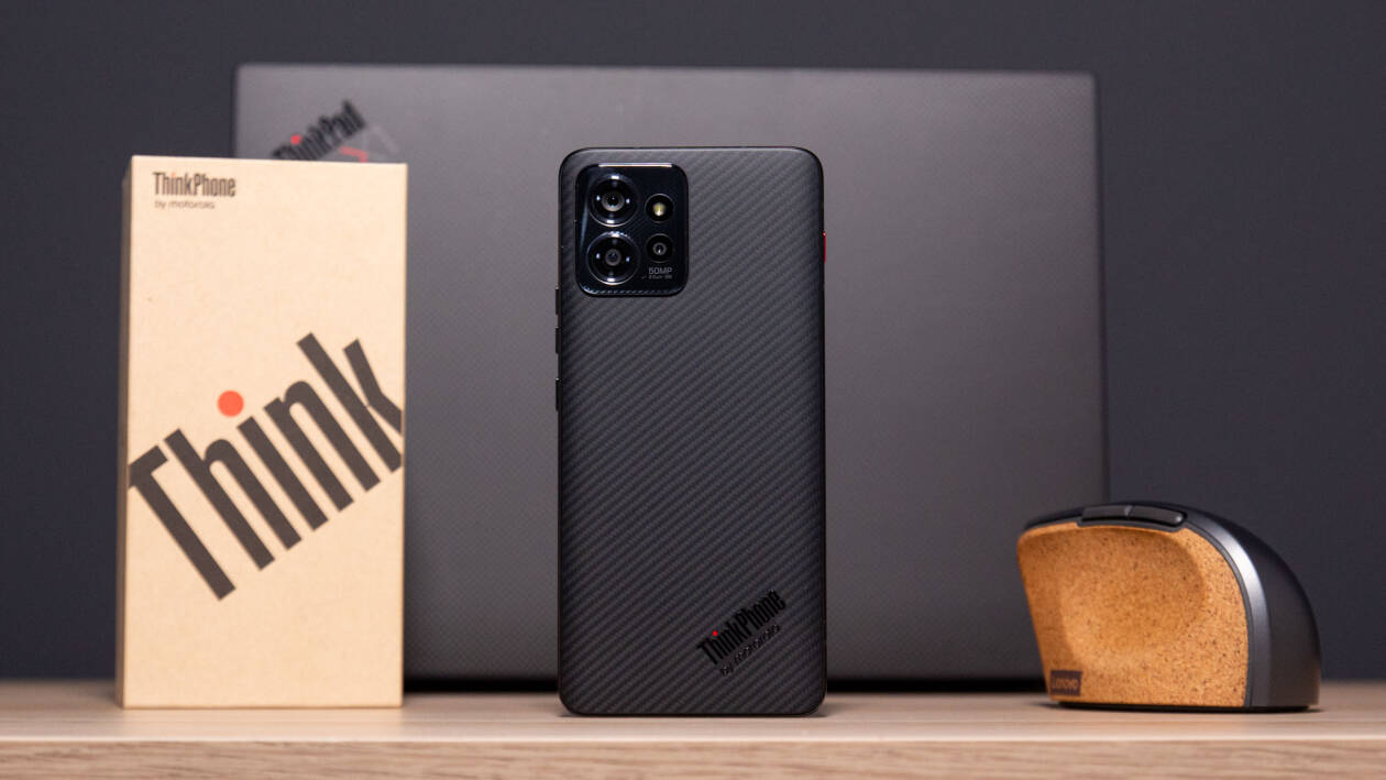 ThinkPhone by Motorola: nato per le aziende, ideale per tutti ...